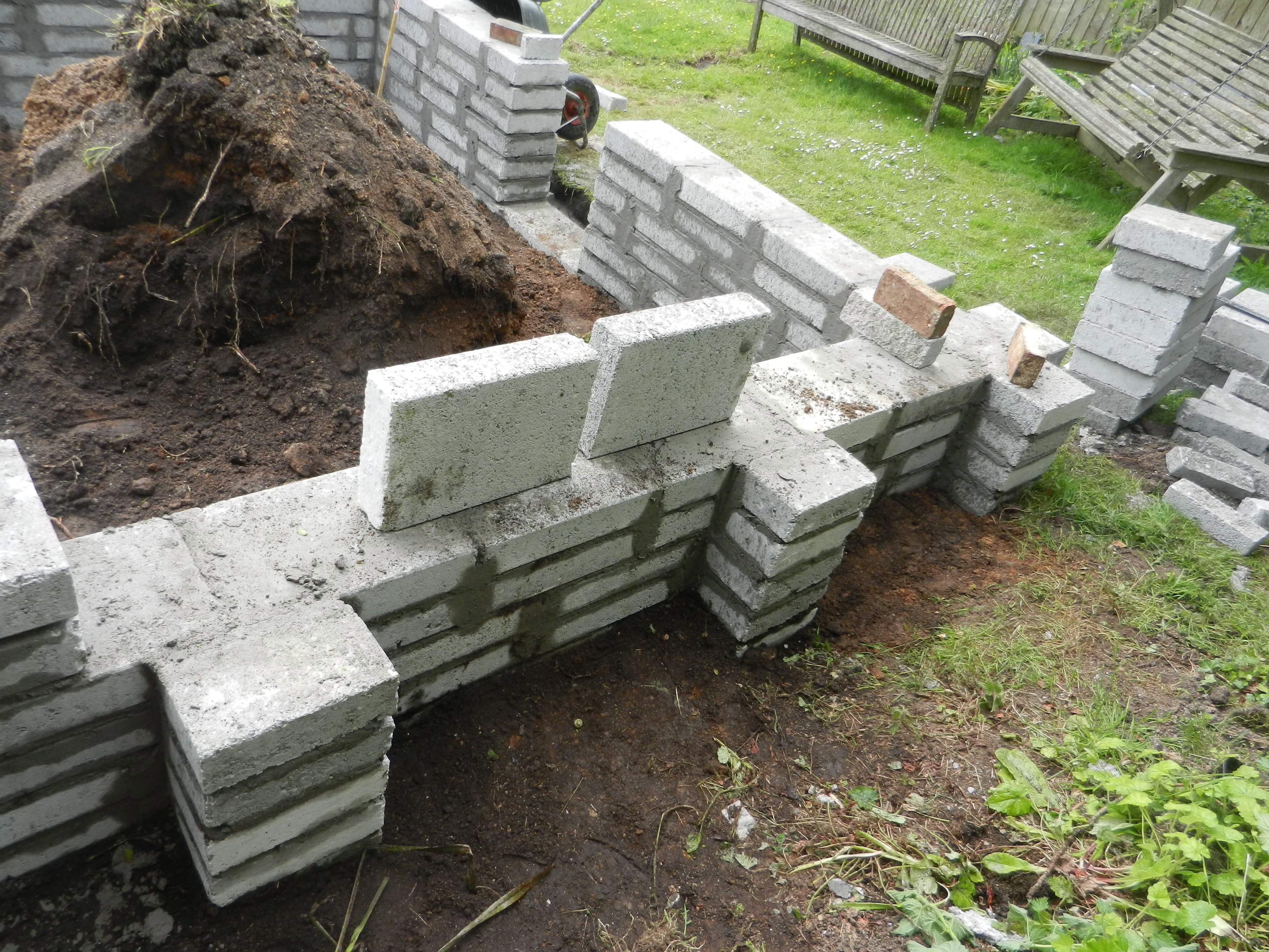 DSCN1056 - Cornish Lime Builders